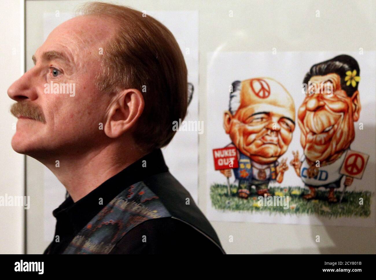 Political cartoons soviet hi-res stock photography and images - Alamy