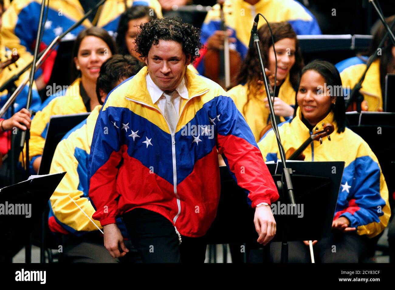Simon bolivar orchestra hi-res stock photography and images - Alamy