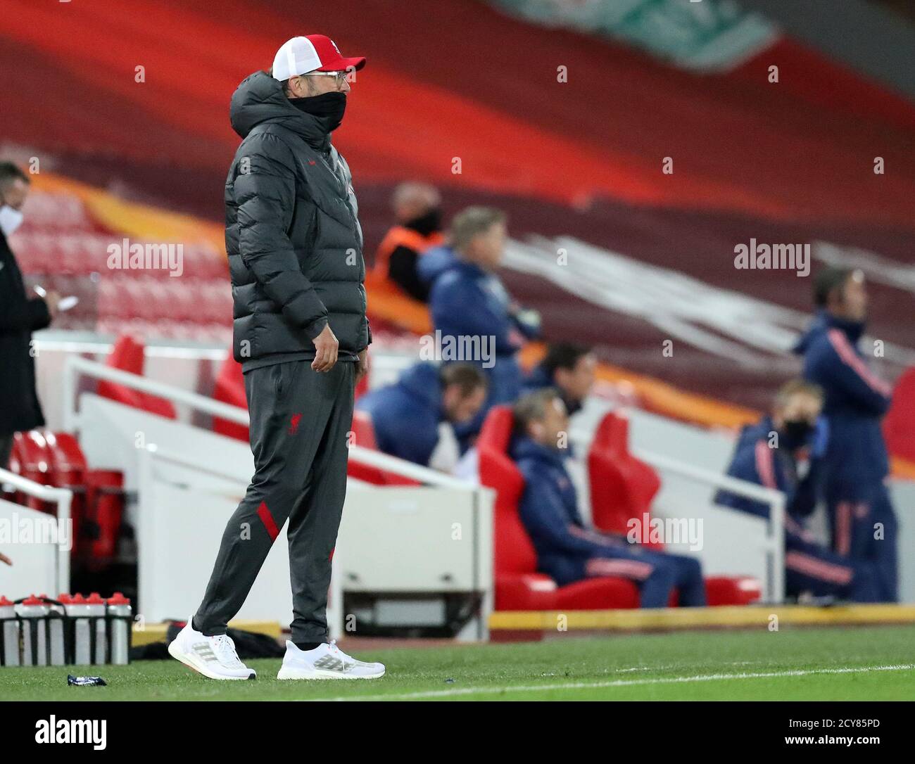 Football snood hi-res stock photography and images - Alamy