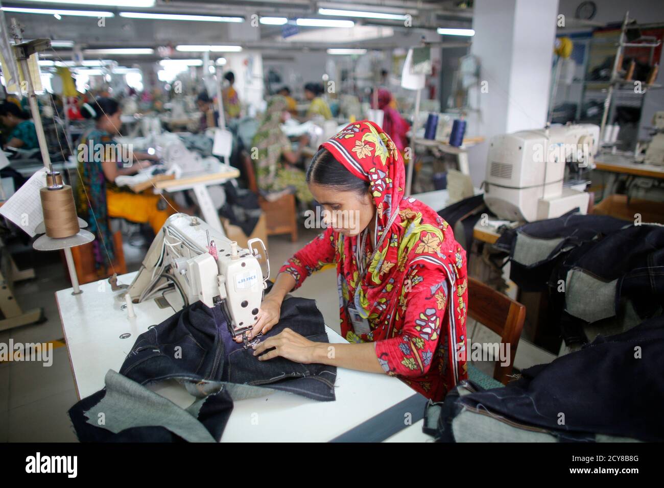 Leather factory bangladesh hi-res stock photography and images - Alamy