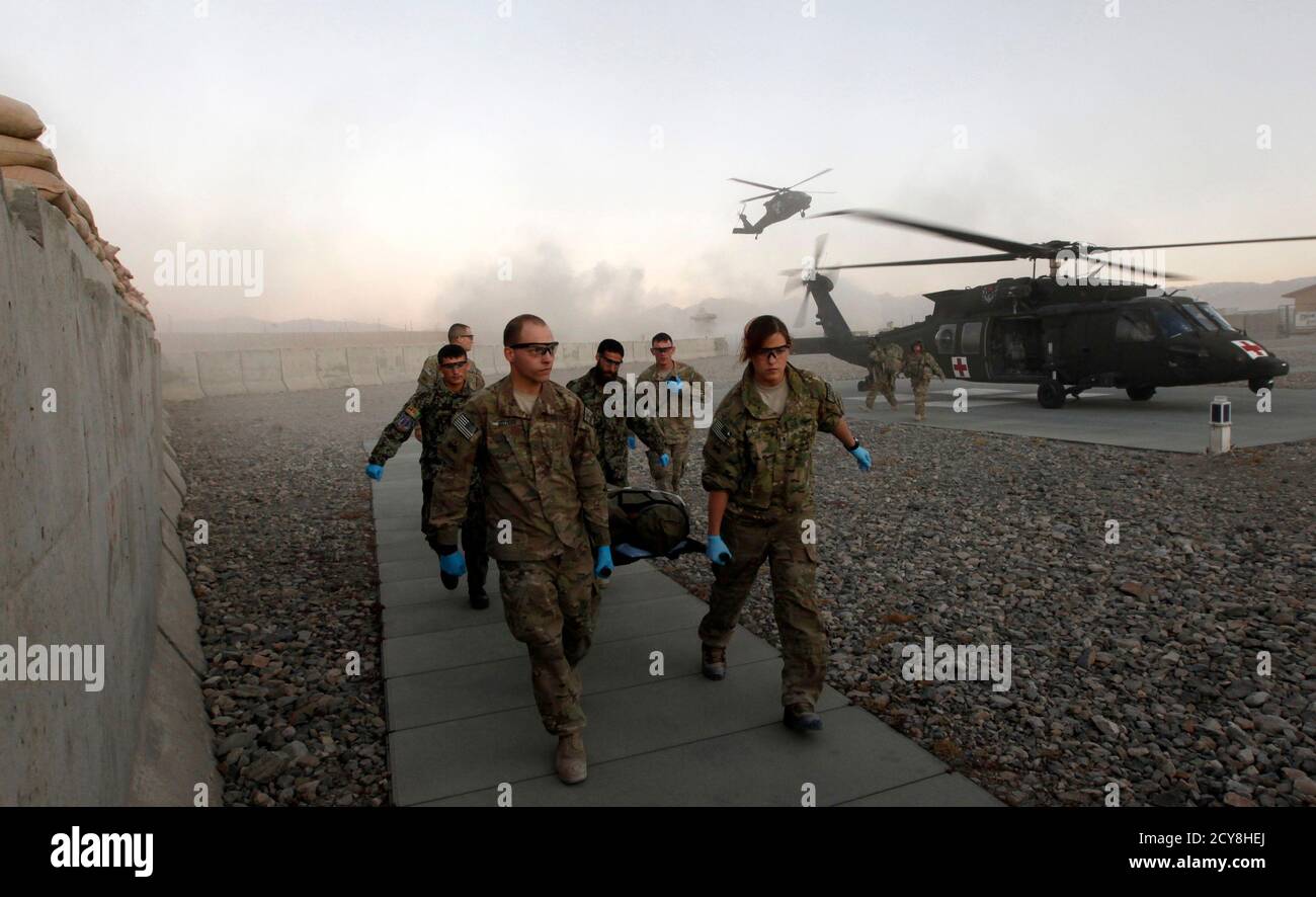 On forward operating base shank hi-res stock photography and images - Alamy