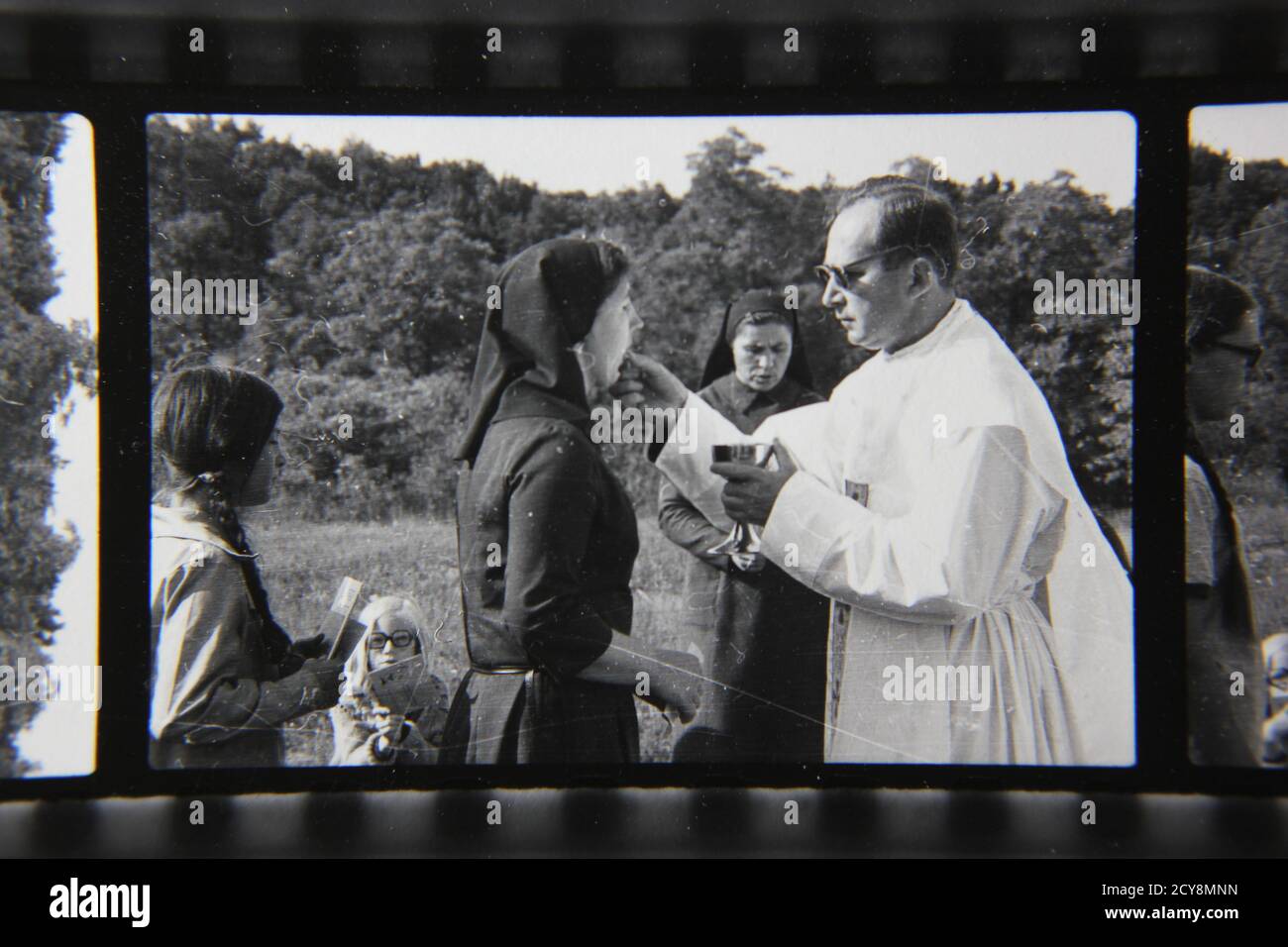 Catholic Communion Priest High Resolution Stock Photography and Images ...