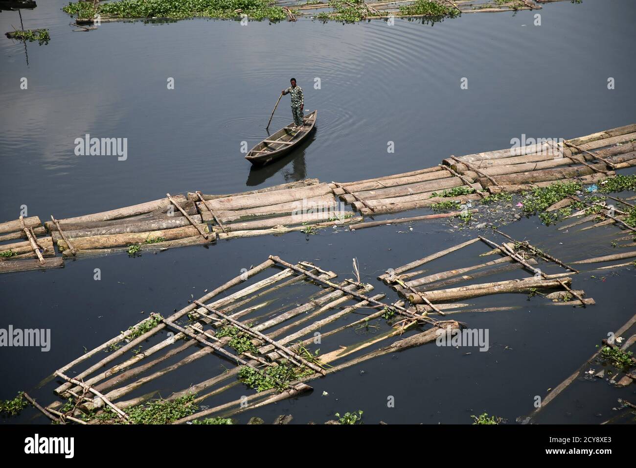 Nigeria canoe hi-res stock photography and images - Alamy