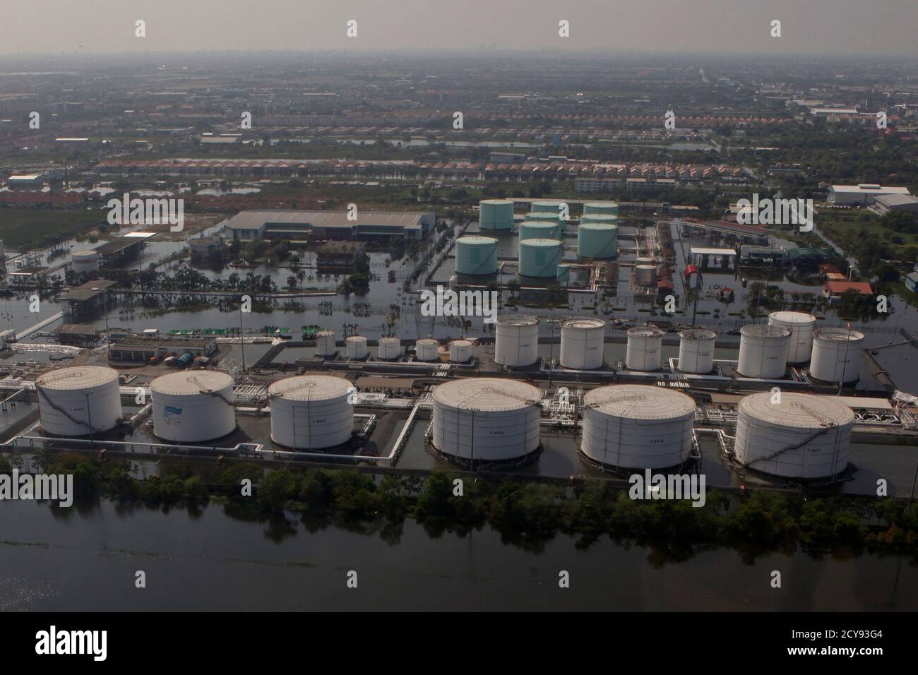 Bangkok factory flood hi-res stock photography and images - Alamy