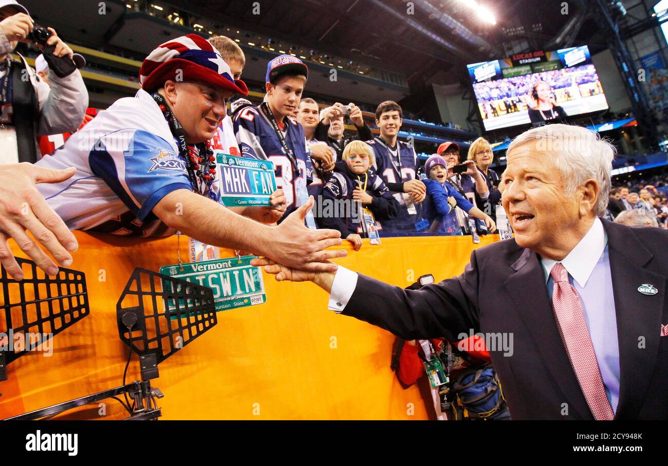 Super bowl xlvi robert kraft hi-res stock photography and images - Alamy