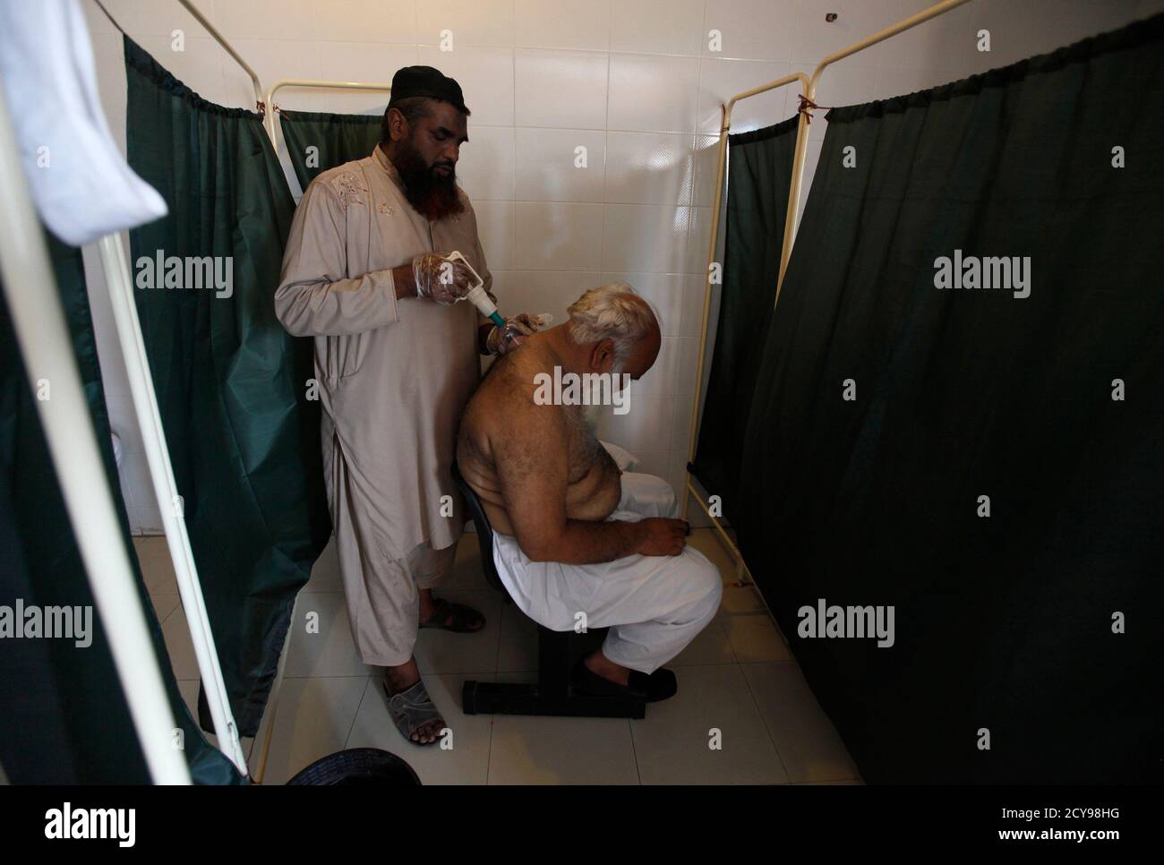 Hijama treatment hi-res stock photography and images - Alamy