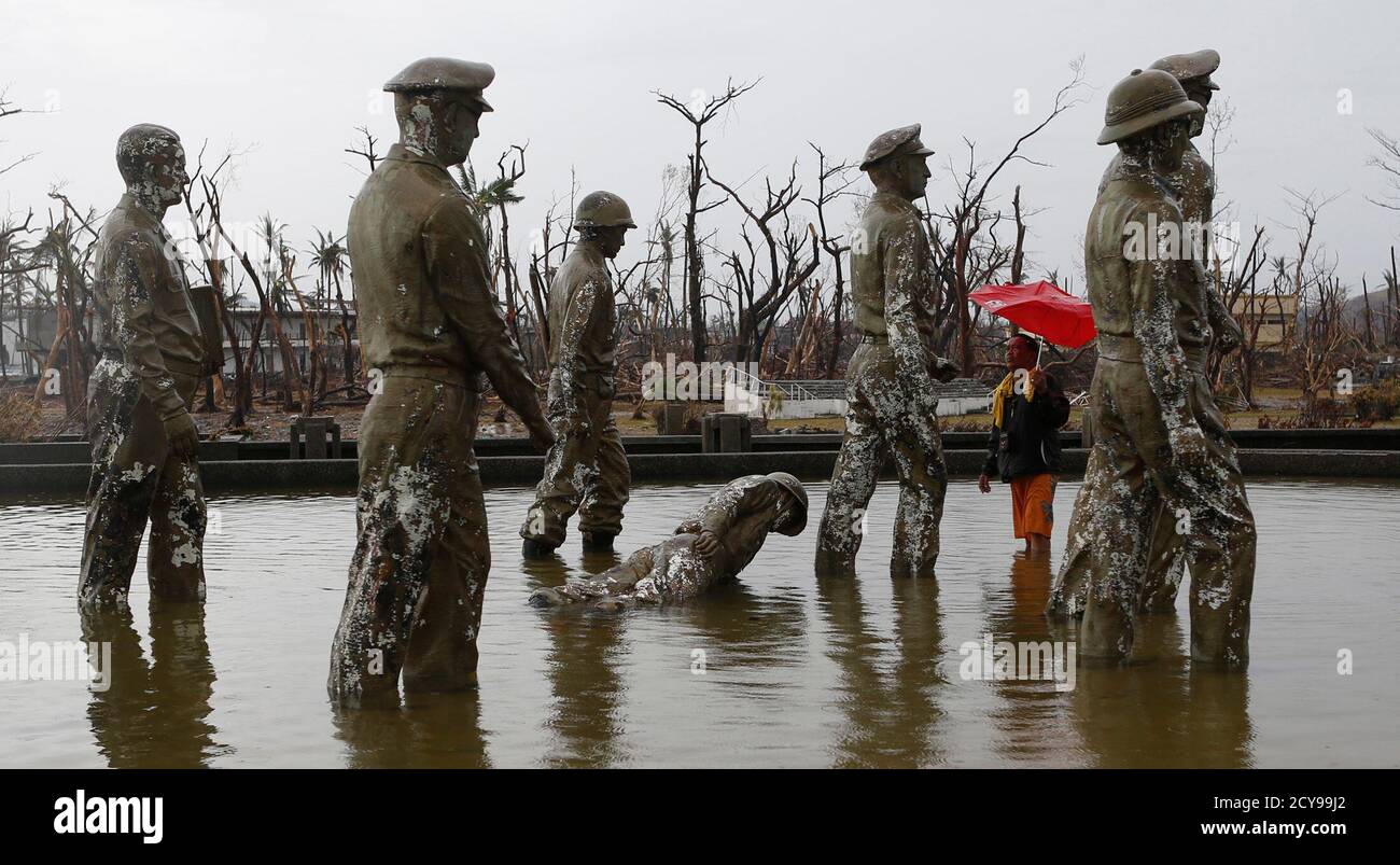 General macarthur after the hi-res stock photography and images - Alamy