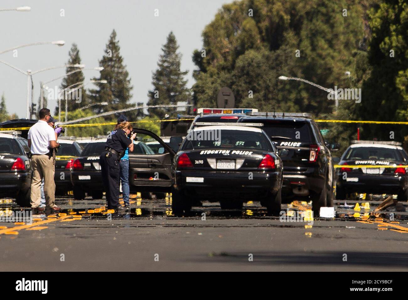 Robbery Bank California High Resolution Stock Photography and Images ...