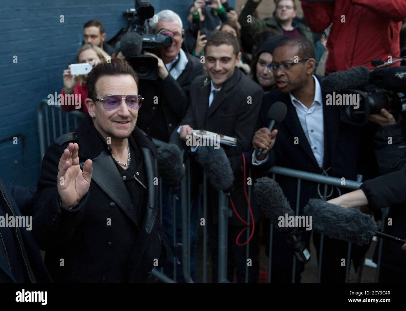 Bono charity hi-res stock photography and images - Alamy
