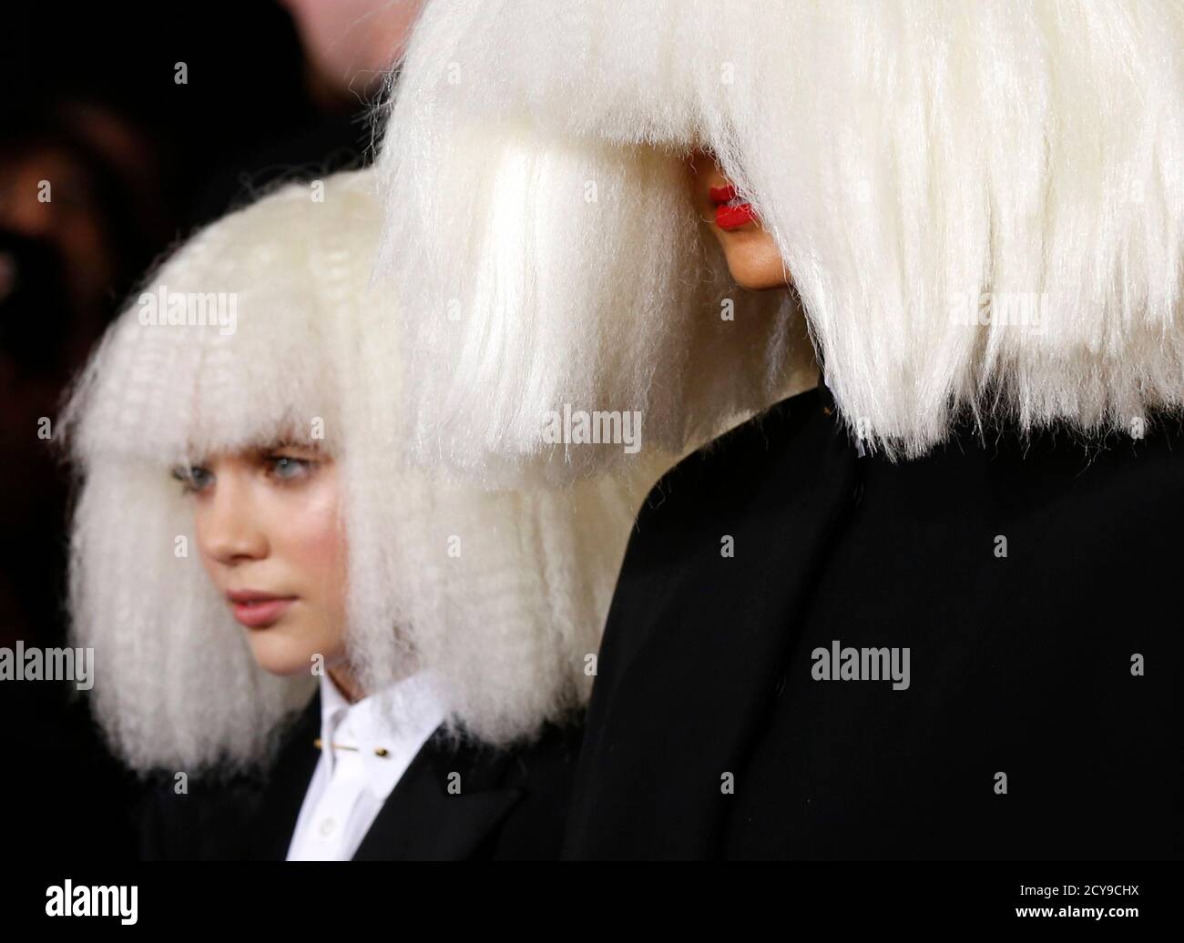 Sia singer wig hi-res stock photography and images - Alamy
