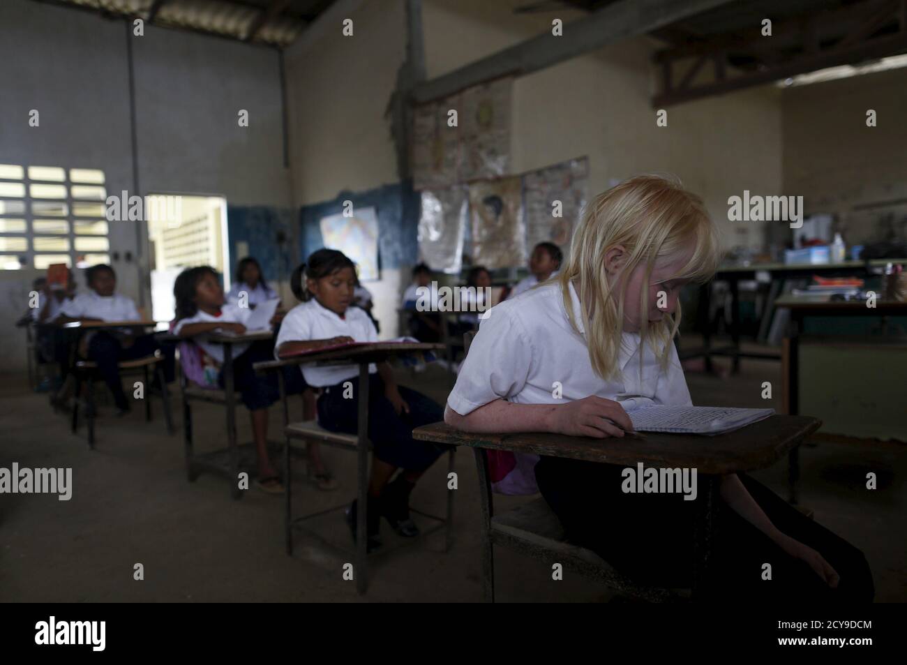 Guna yala children hi-res stock photography and images - Alamy