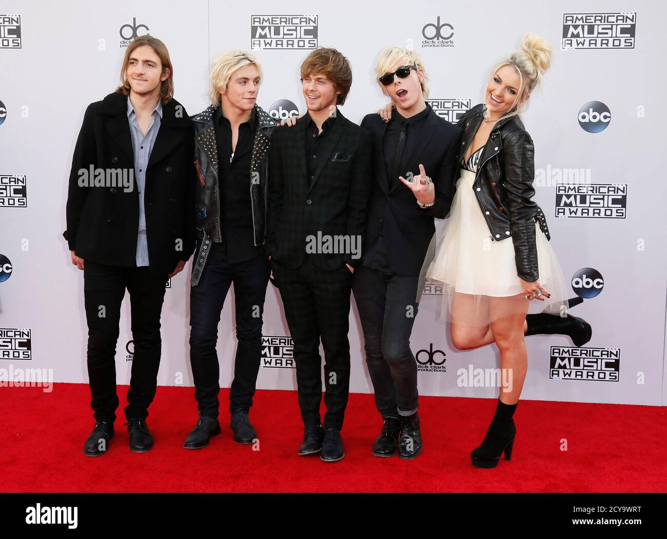 Group R5 High Resolution Stock Photography and Images - Alamy