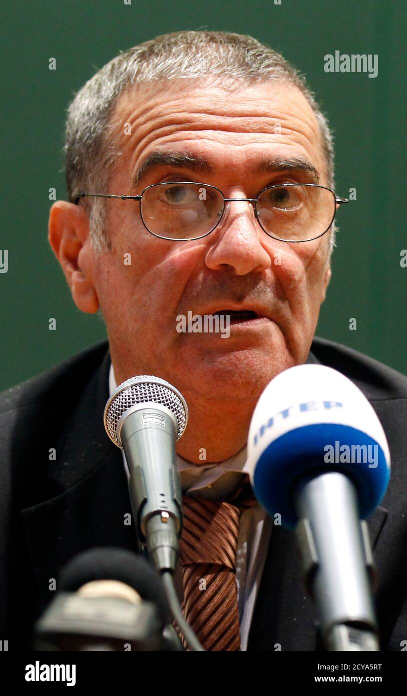 Serge haroche hi-res stock photography and images - Alamy