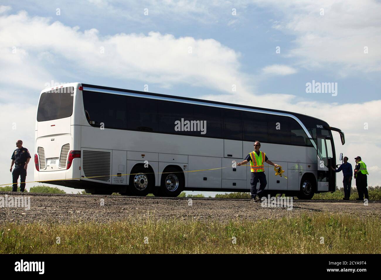 Fedex truck school bus hi-res stock photography and images - Alamy