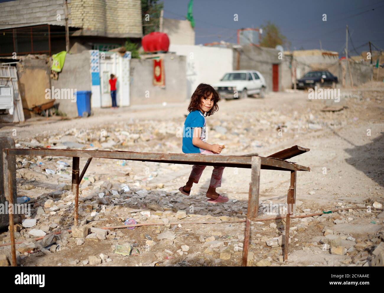 Poor neighbourhood neighbourhoods hi-res stock photography and images ...