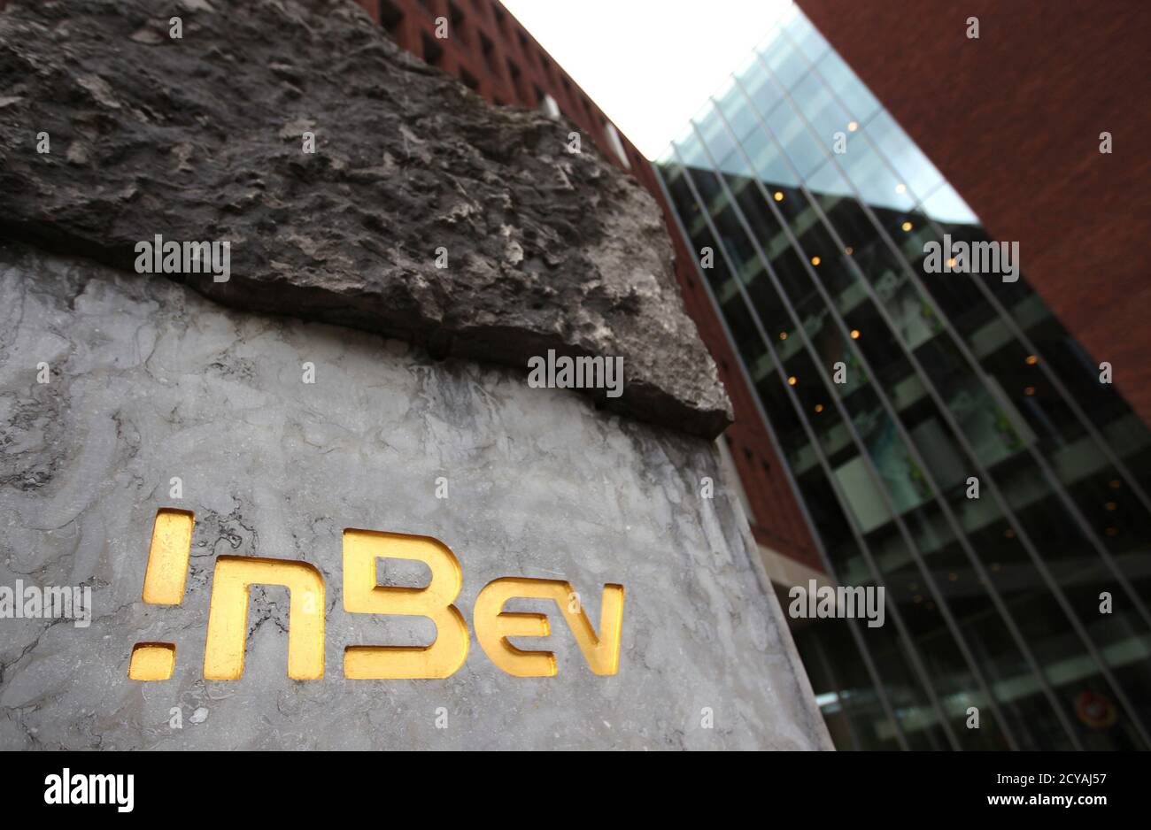 Abinbev logo hi-res stock photography and images - Alamy