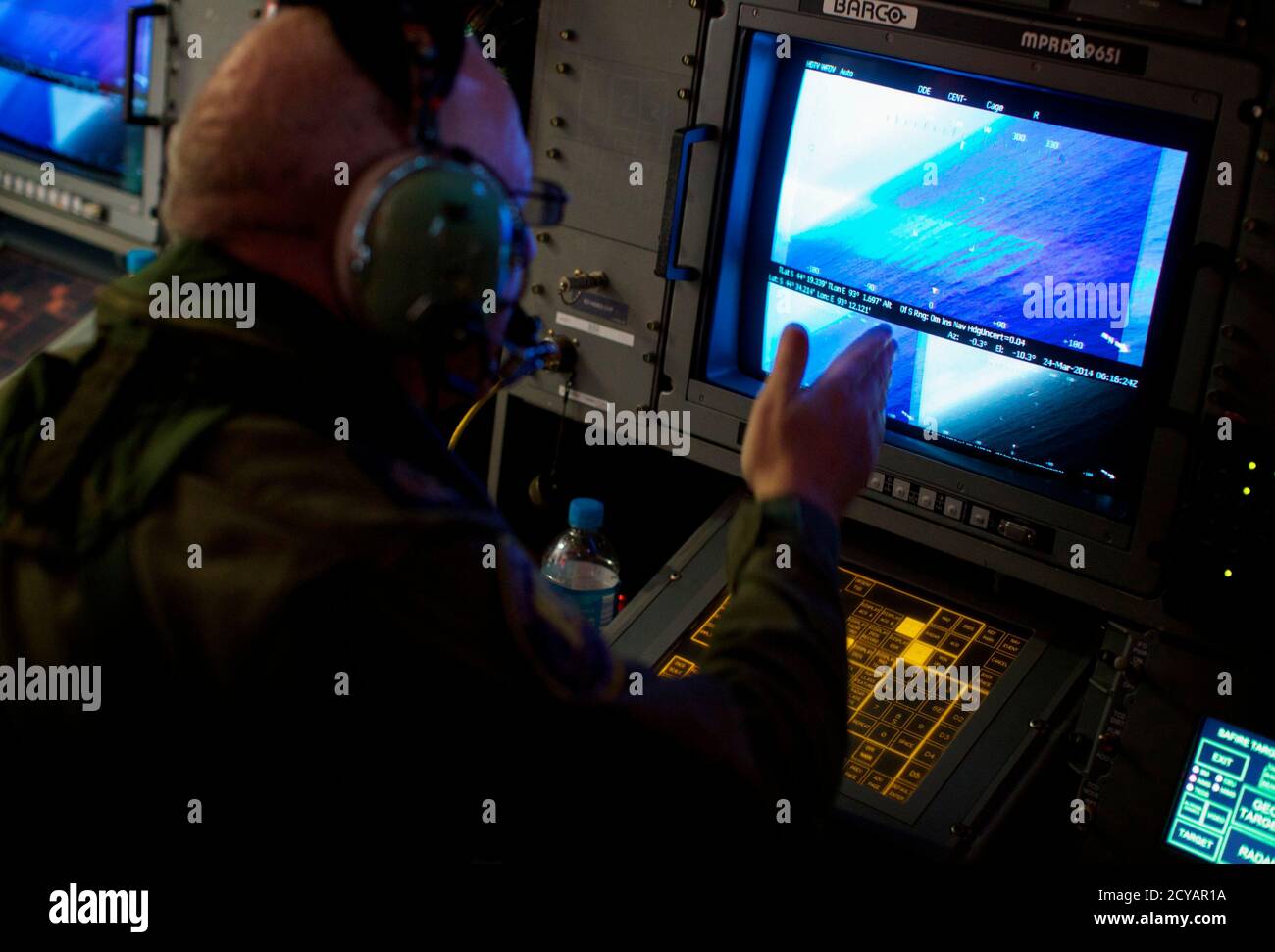 Naval air crewman hi-res stock photography and images - Alamy