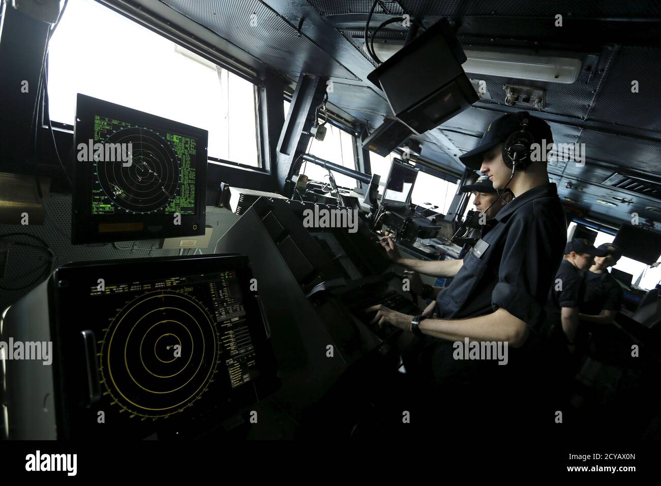 Aircraft work platform hi-res stock photography and images - Alamy