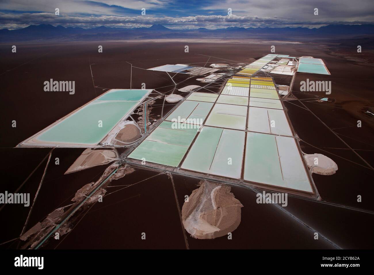 Lithium triangle hi-res stock photography and images - Alamy