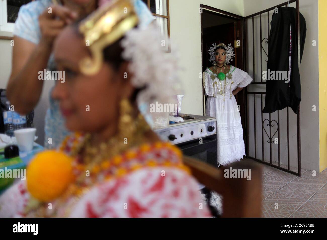 Las polleras hi-res stock photography and images - Alamy