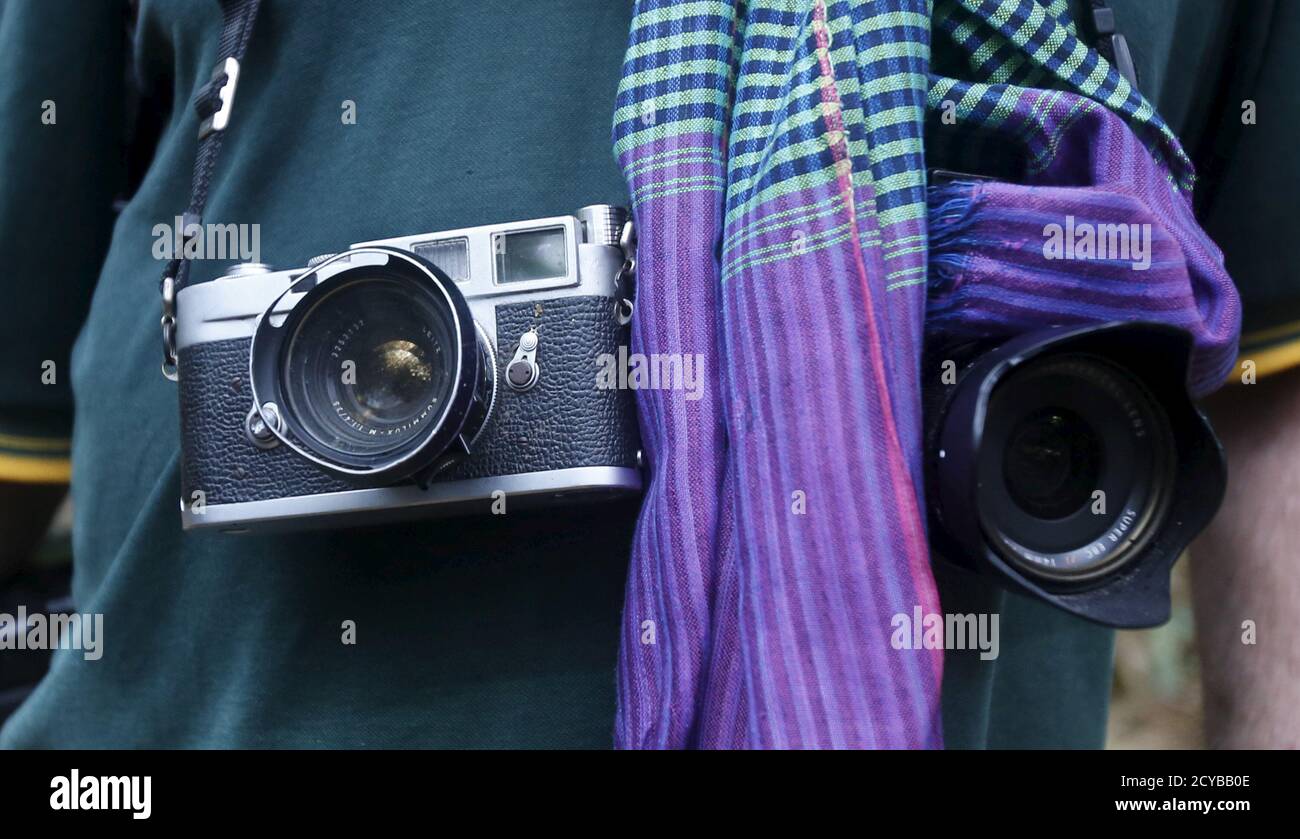 Dining vietnam war hi-res stock photography and images - Alamy