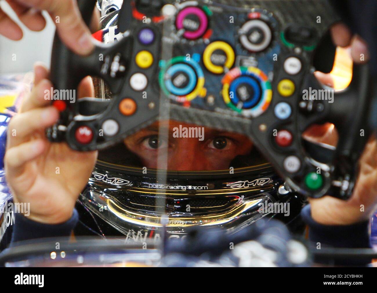 Red bull racing steering wheel hi-res stock photography and images - Alamy