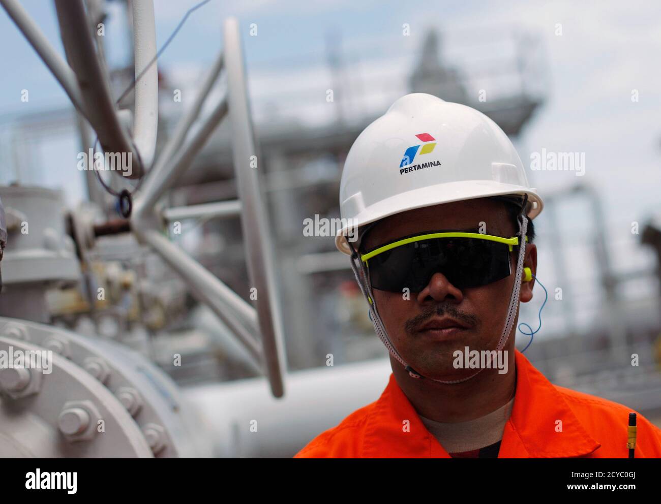 Energy and onshore and asia hi-res stock photography and images - Alamy