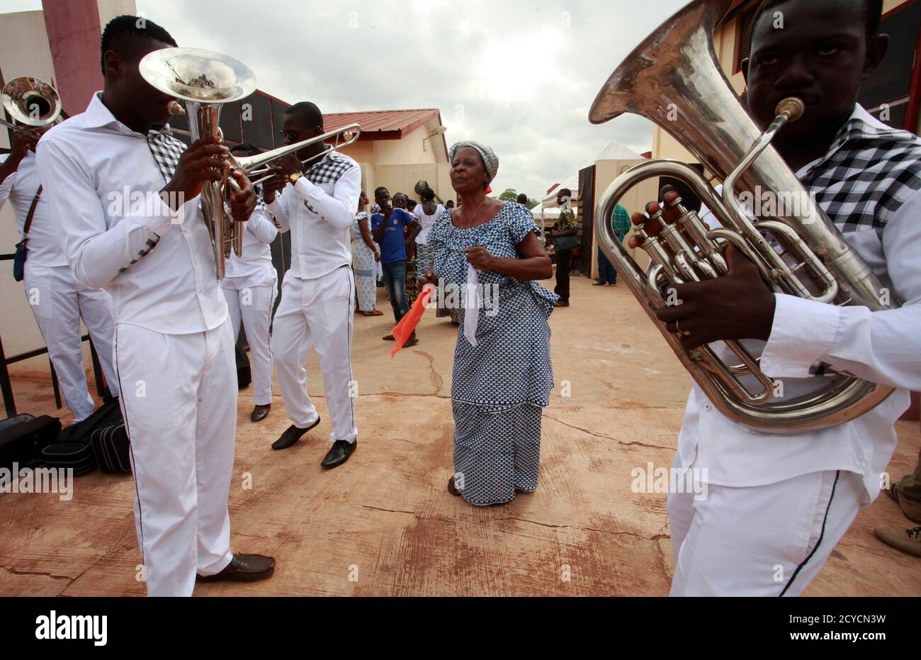 Yam festival africa hi-res stock photography and images - Alamy