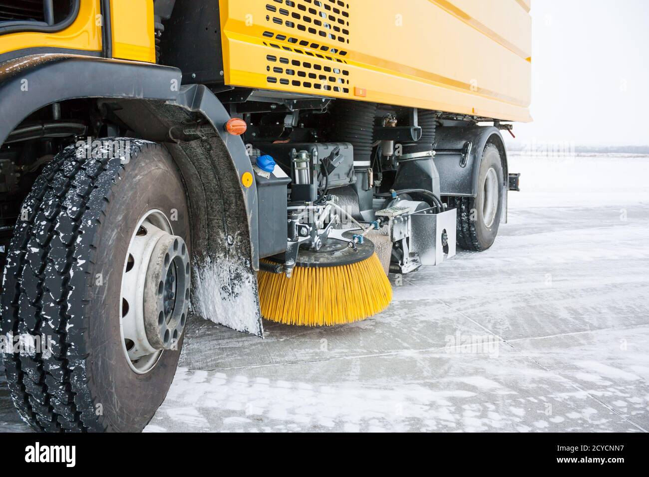 Airfield sweeper hi-res stock photography and images - Alamy