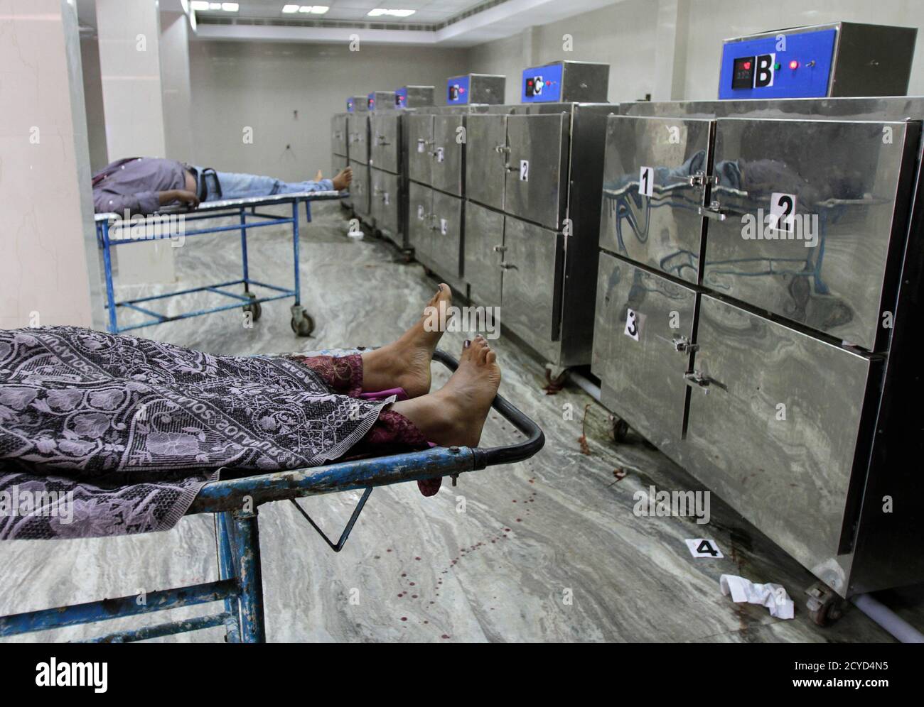 Dead Bodies Hospital High Resolution Stock Photography and Images - Alamy