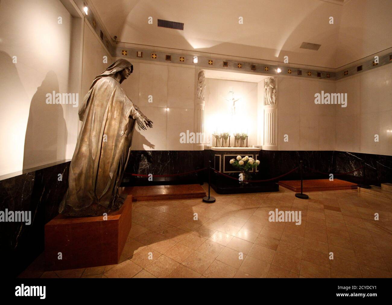 Habsburg crypt hi-res stock photography and images - Alamy