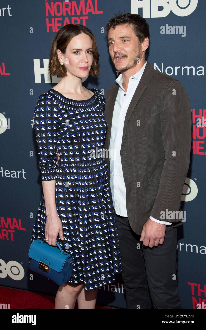 Sarah paulson pedro pascal in hi-res stock photography and images - Alamy