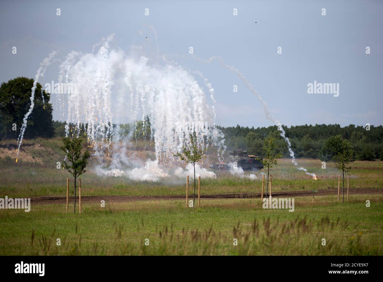 German marder infantry fighting vehicle hi-res stock photography and ...