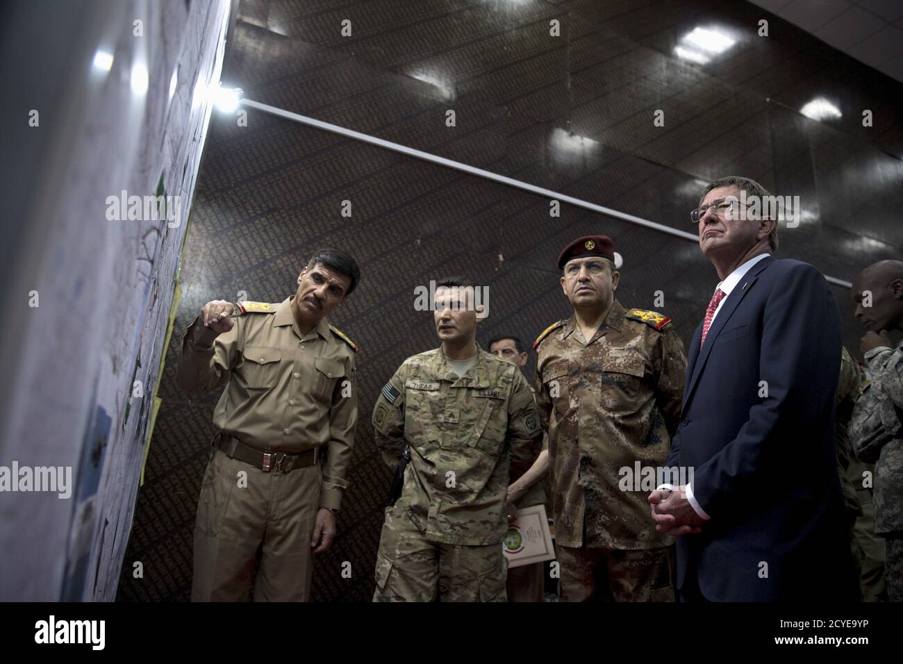 Combined joint operations center hi-res stock photography and images ...