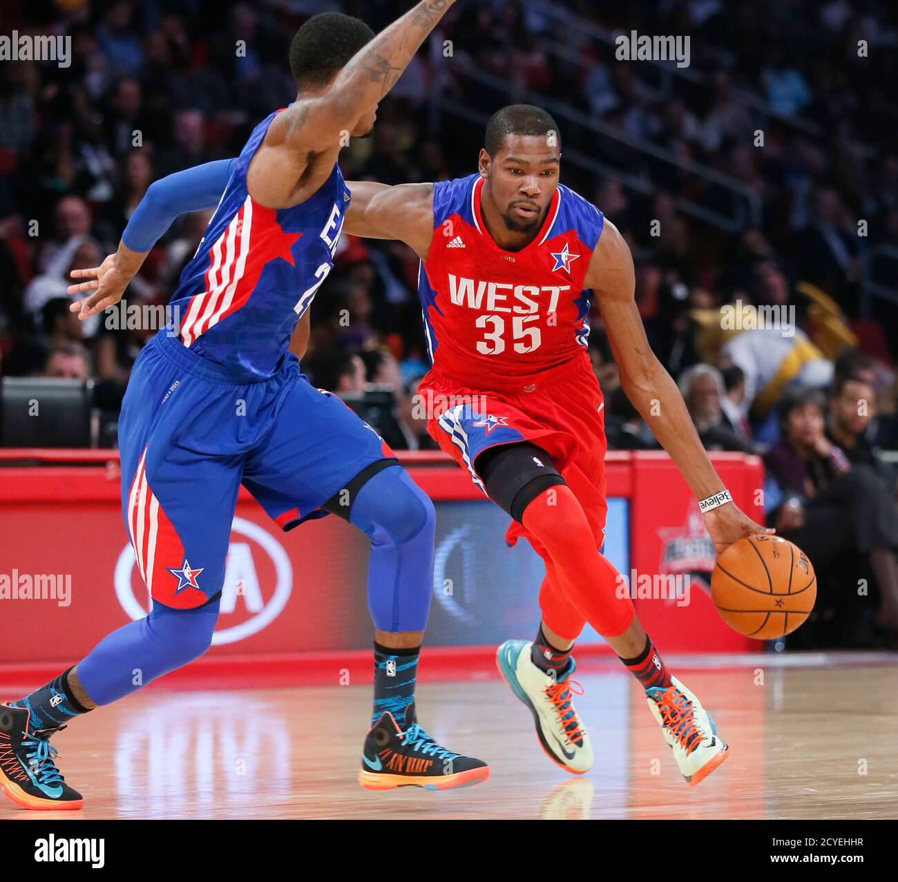 Paul george all star game hi-res stock photography and images - Alamy