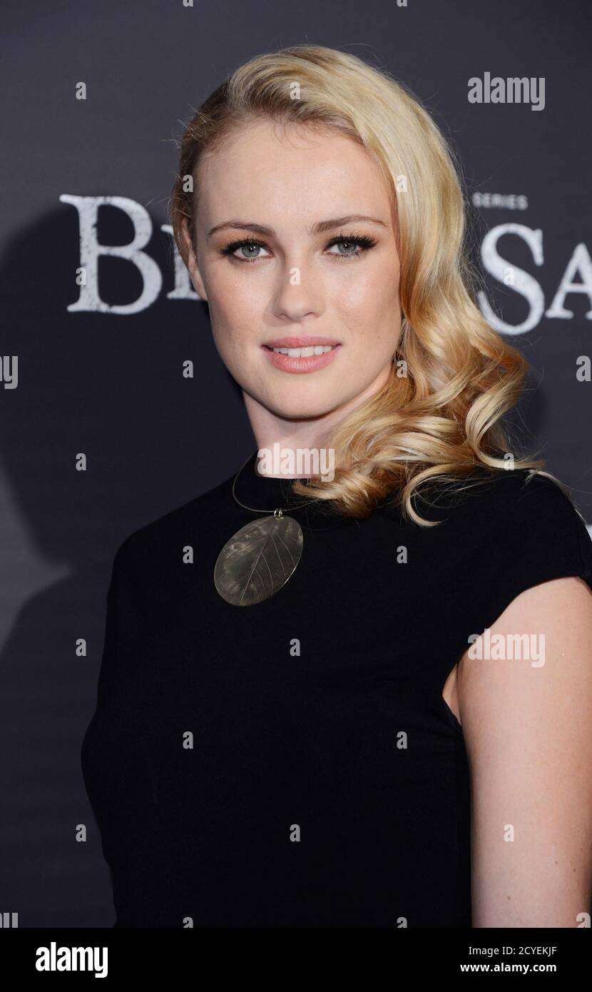 Hannah new black sails hi-res stock photography and images - Alamy