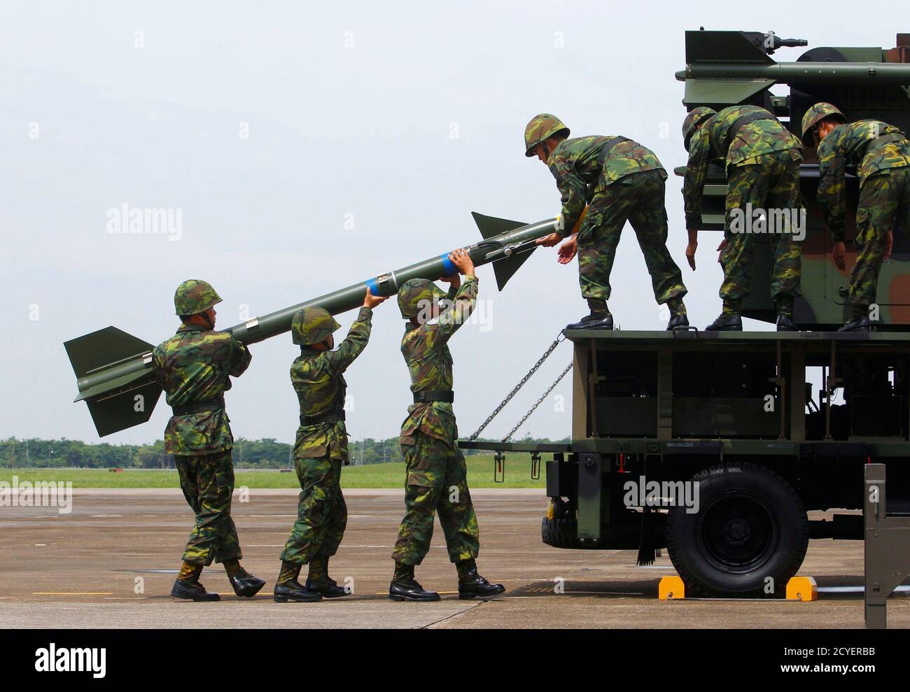 Load Missile High Resolution Stock Photography and Images - Alamy