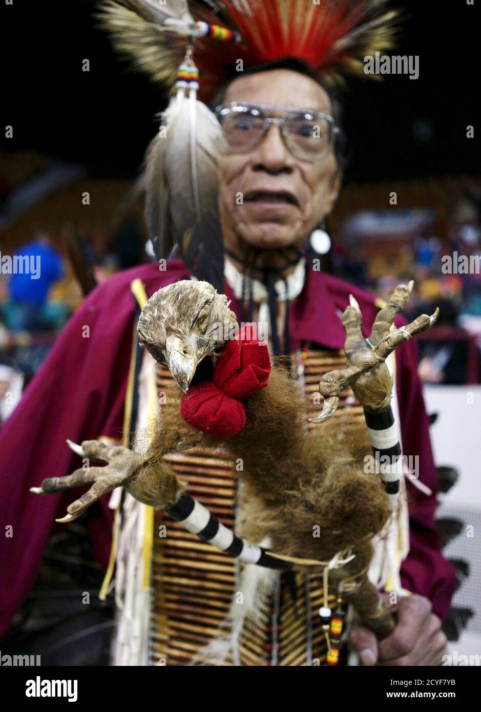 Native american indian staff hi-res stock photography and images - Alamy