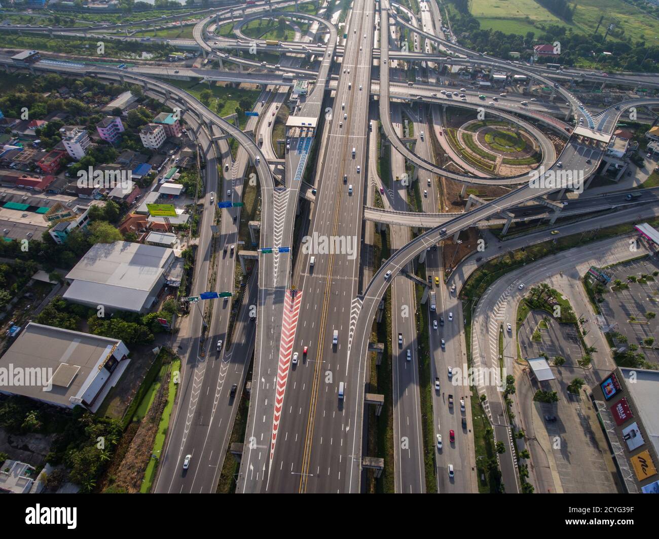 Loop shape of road junction hi-res stock photography and images - Alamy