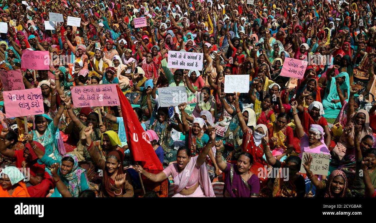 Labour unrest india hi-res stock photography and images - Alamy