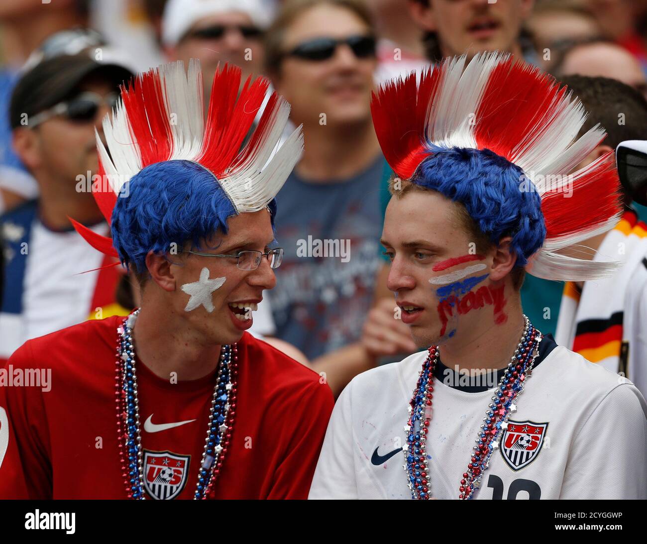 Soccer fans stadium blue hi-res stock photography and images - Alamy