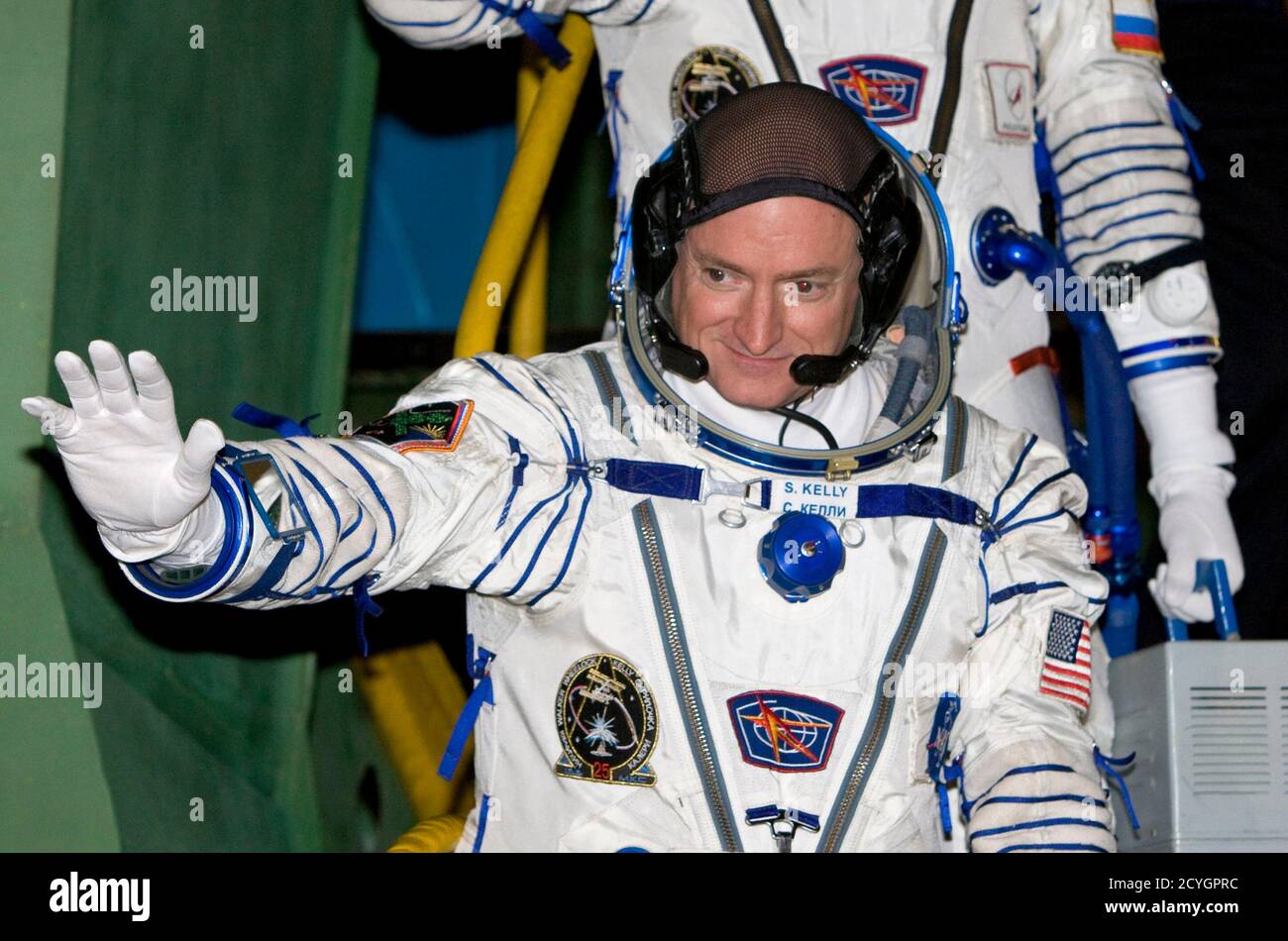 Nternational space station hi-res stock photography and images - Alamy