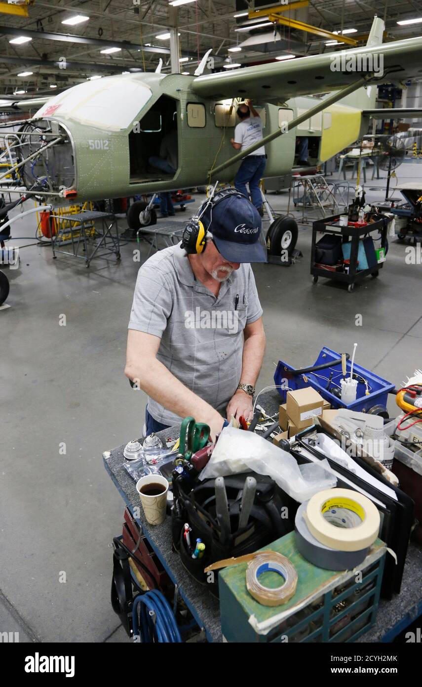 Aircraft Assembly High Resolution Stock Photography and Images - Alamy