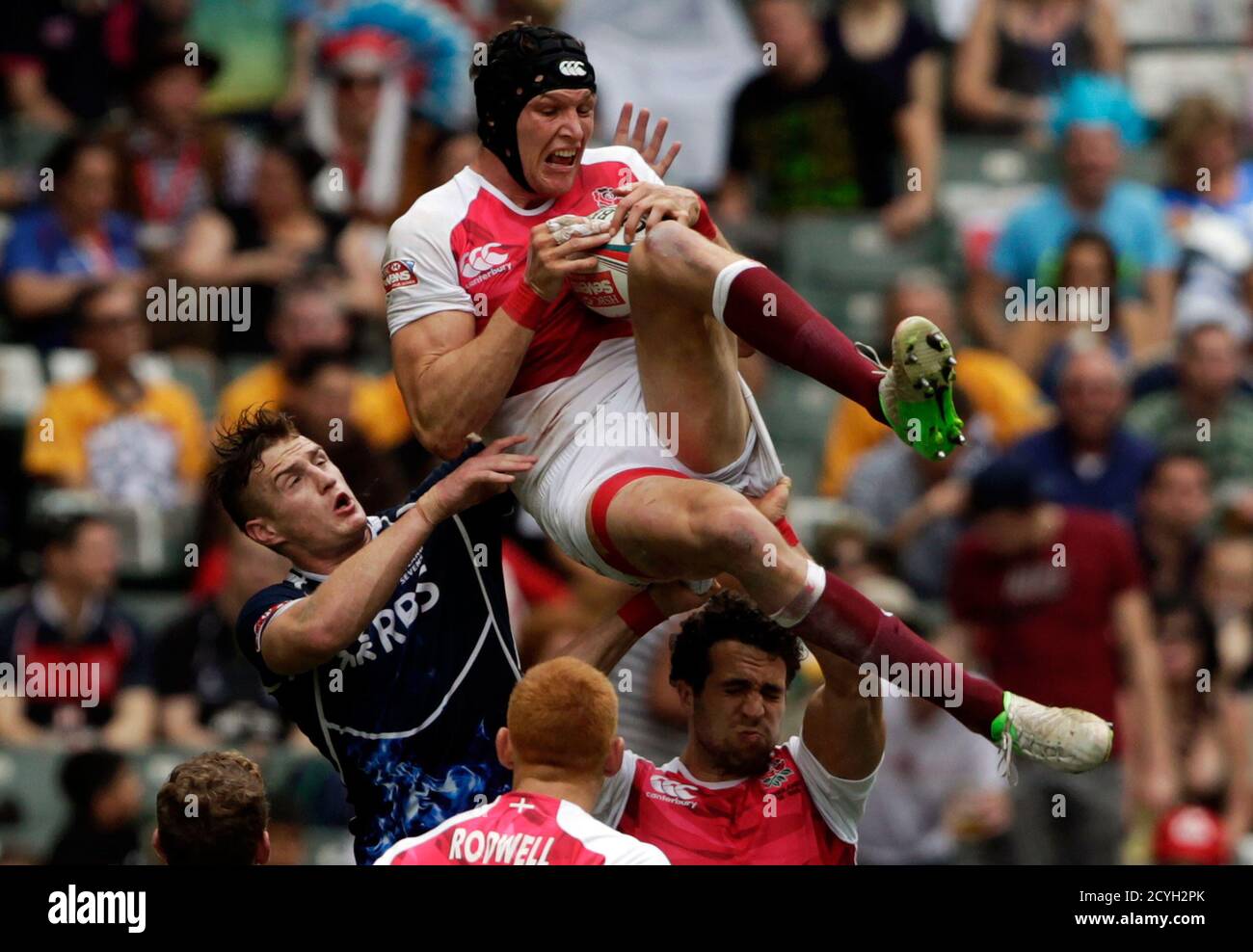 Michael powell jump hi-res stock photography and images - Alamy