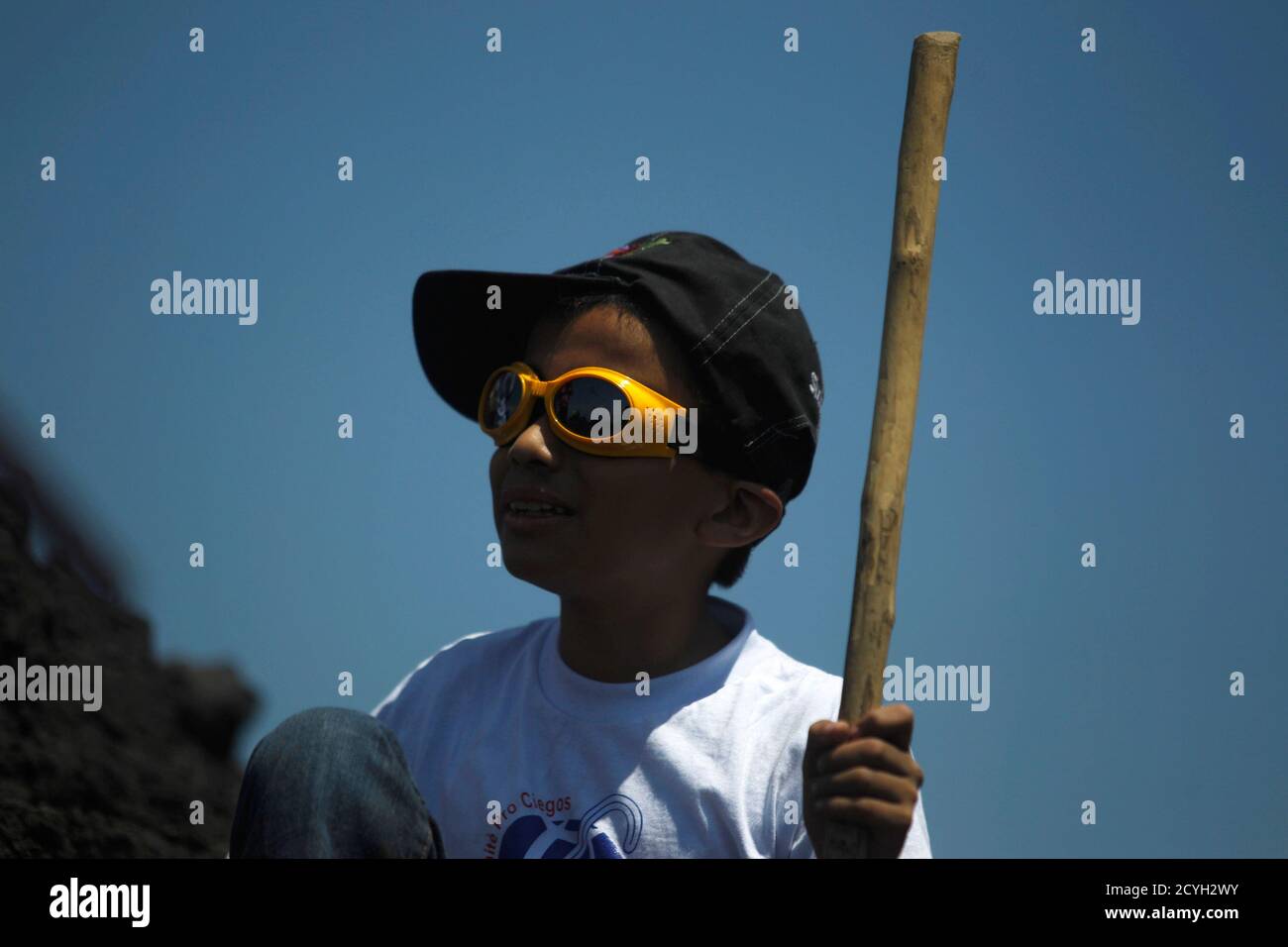 Child blind cane hi-res stock photography and images - Alamy