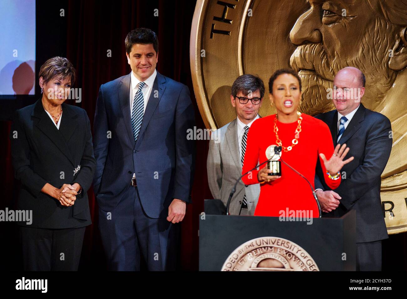 Sally ann roberts and robin roberts hi-res stock photography and images ...