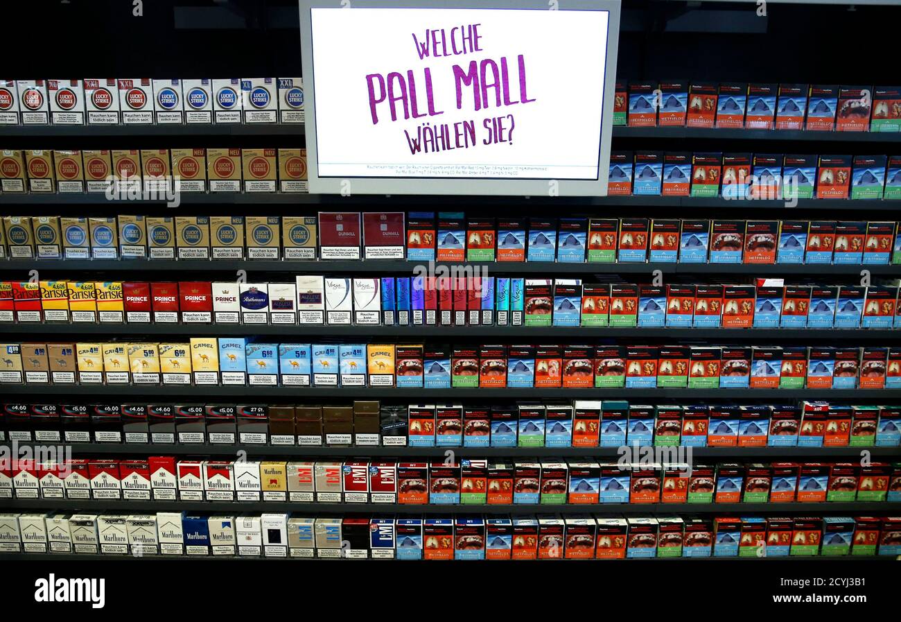 Warning labels box hi-res stock photography and images - Alamy