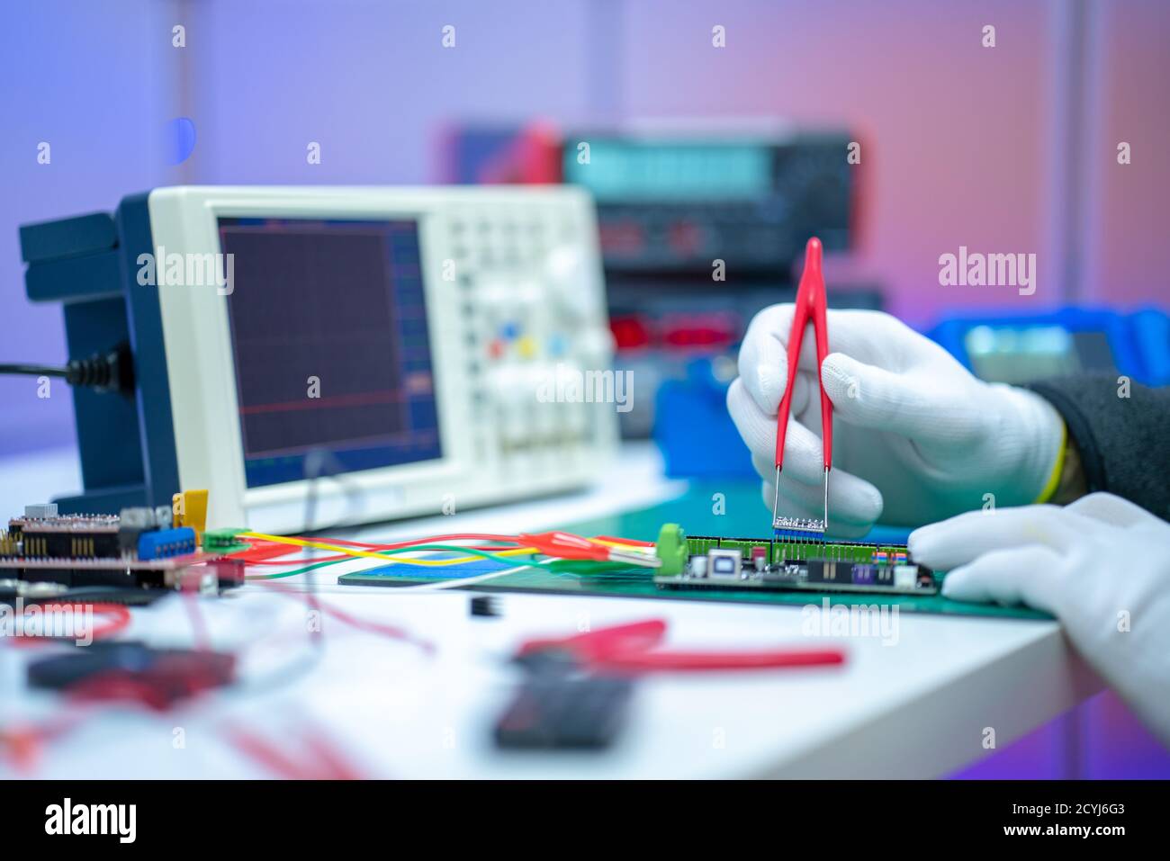 Development of electronic devices in the modern electronics laboratory ...