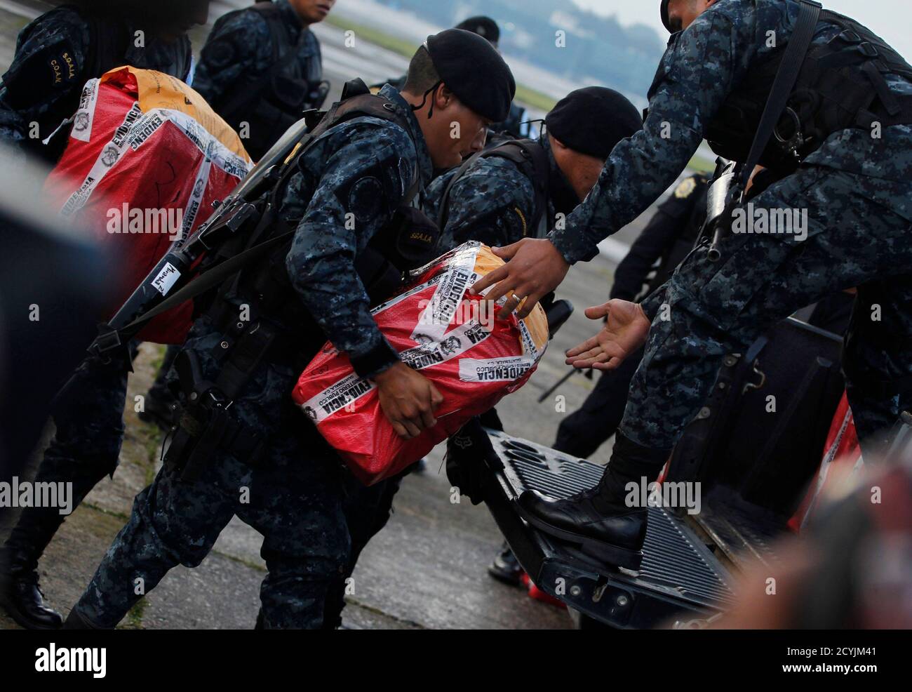 Guatemalan police vehicle hi-res stock photography and images - Alamy