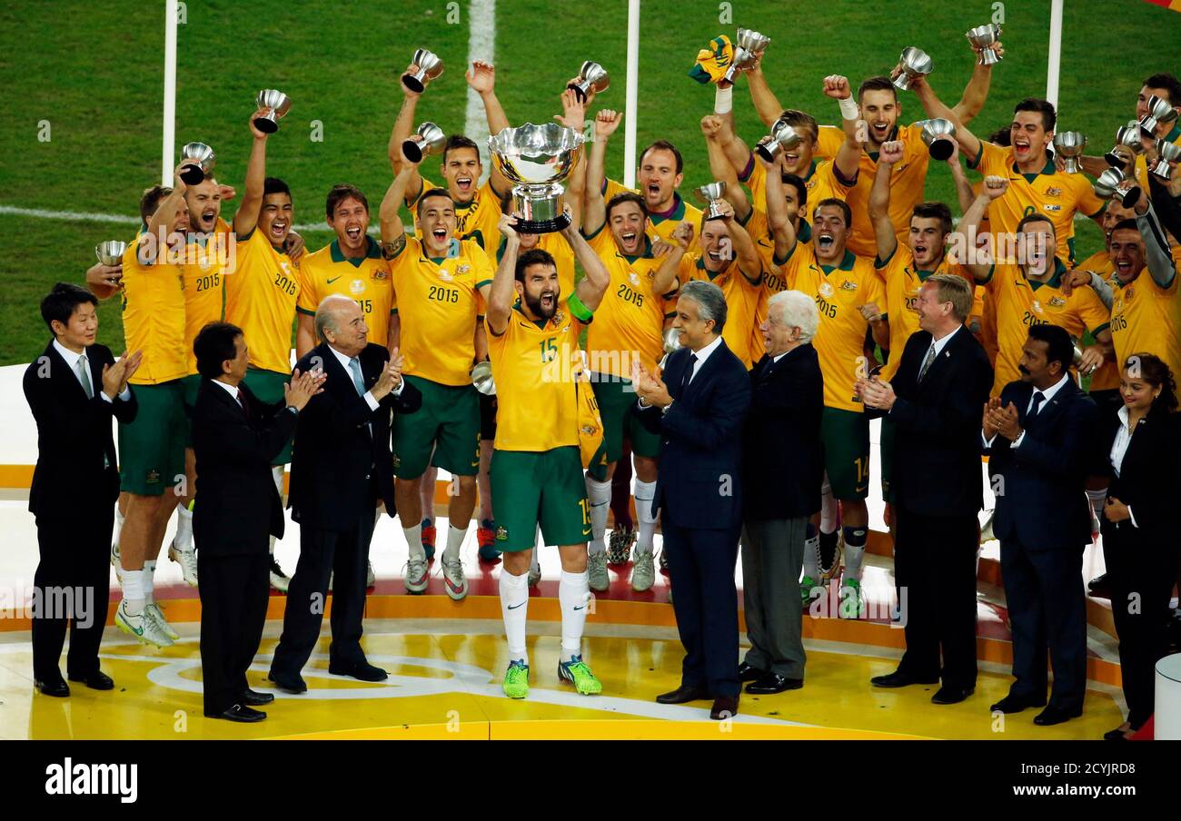 The asian cup trophy asia cup hi-res stock photography and images - Alamy